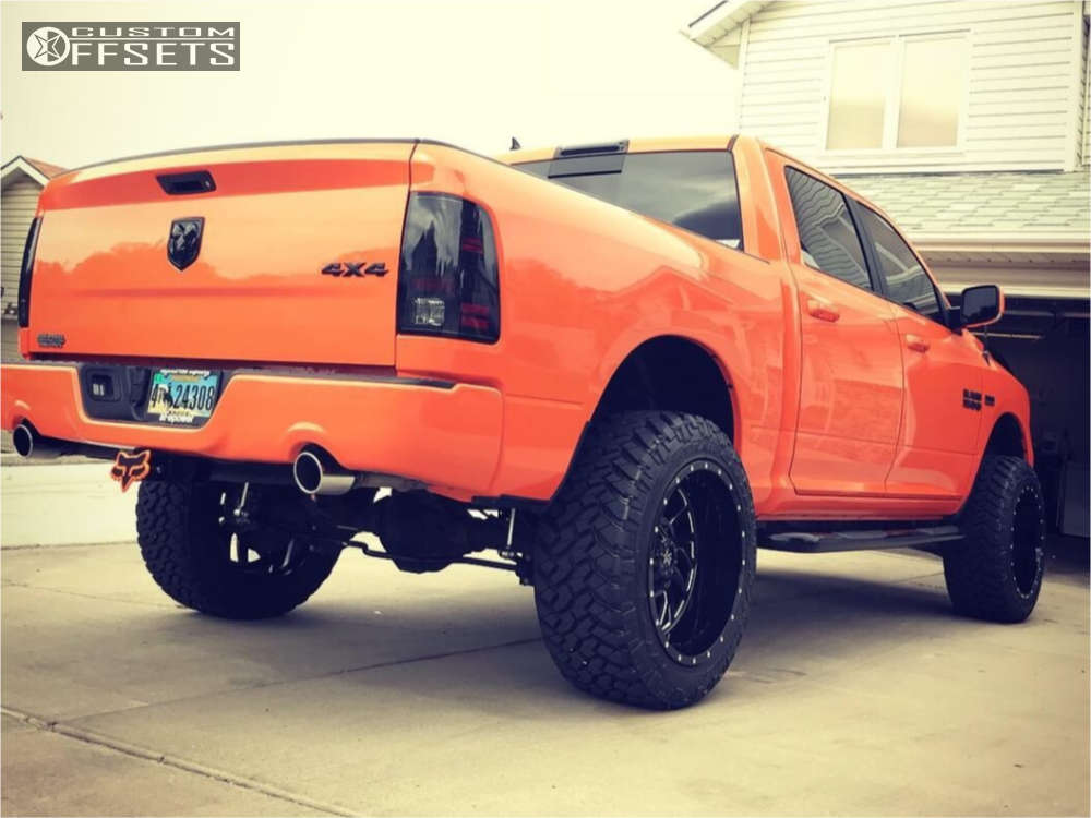2017 Ram 1500 with 22x12 -44 RBP 65r and 35/12.5R22 Nitto Trail ...