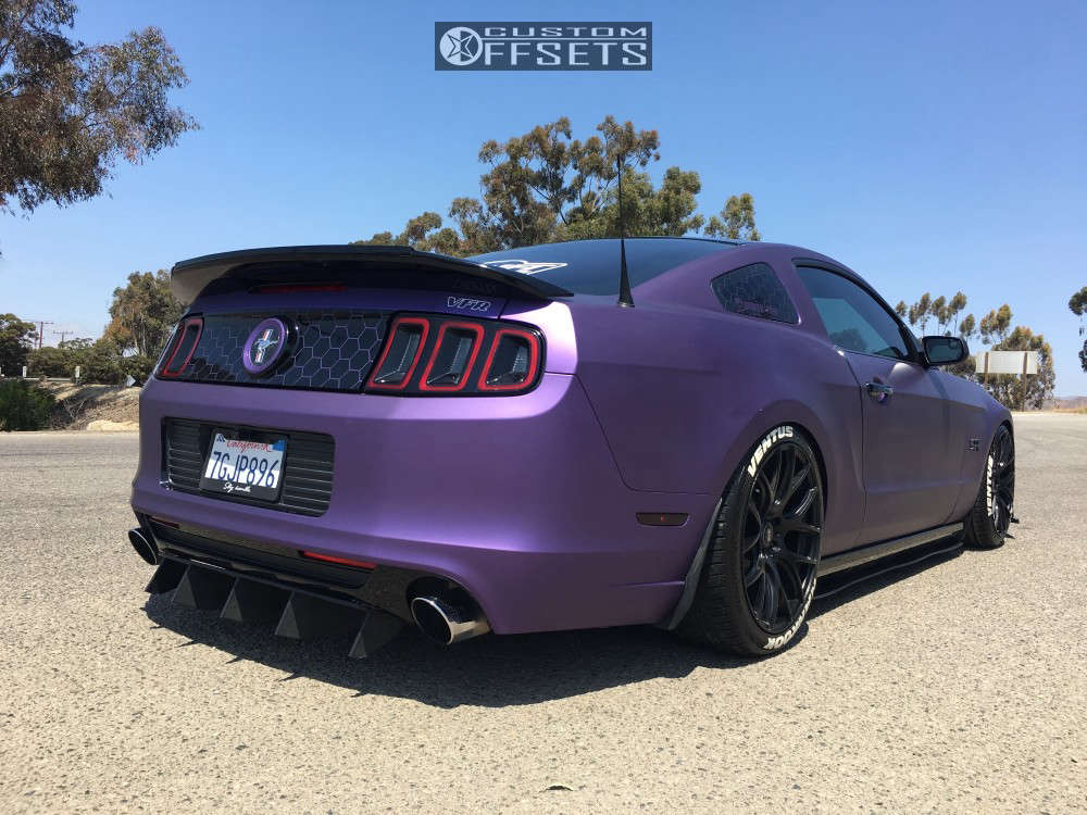 2014 Ford Mustang with 19x8.5 35 SVE Drift and 255/35R19 Accelera Phi ...