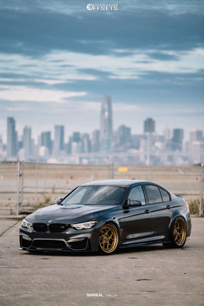Gold Bmw M3
