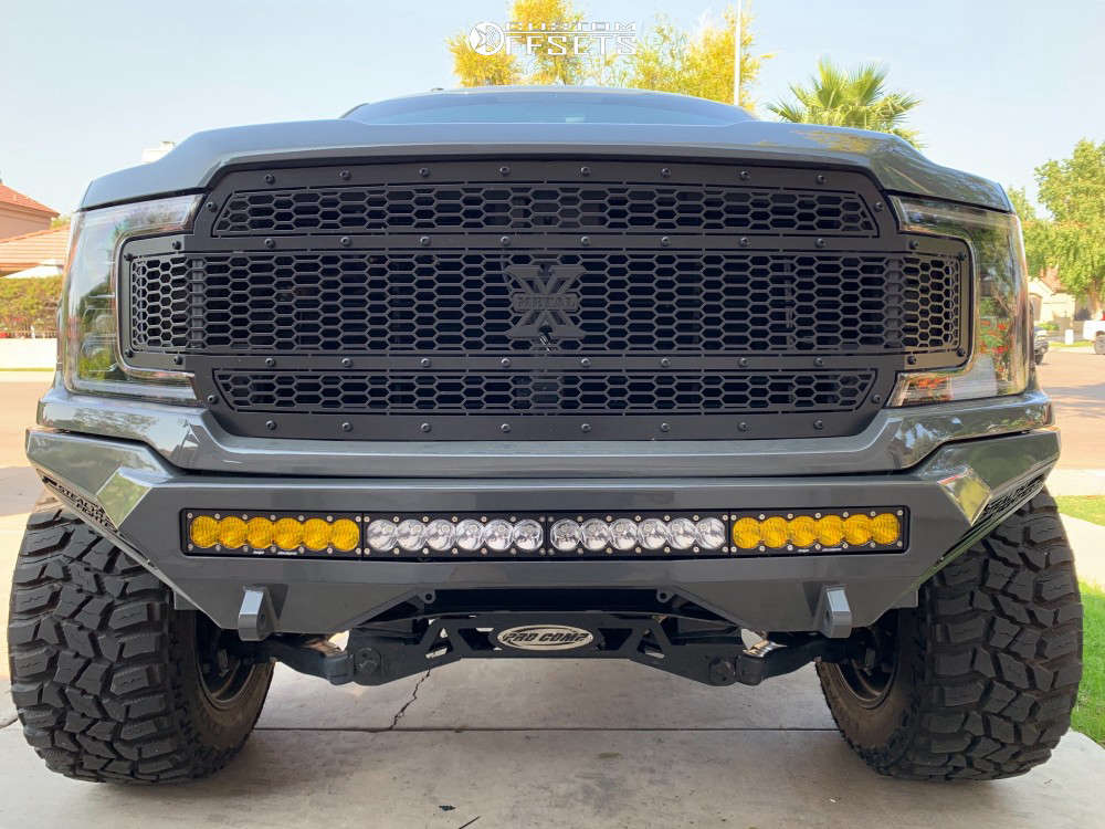 2018 Ford F-150 with 20x12 -44 XD Xd136 and 35/13.5R20 Cooper ...