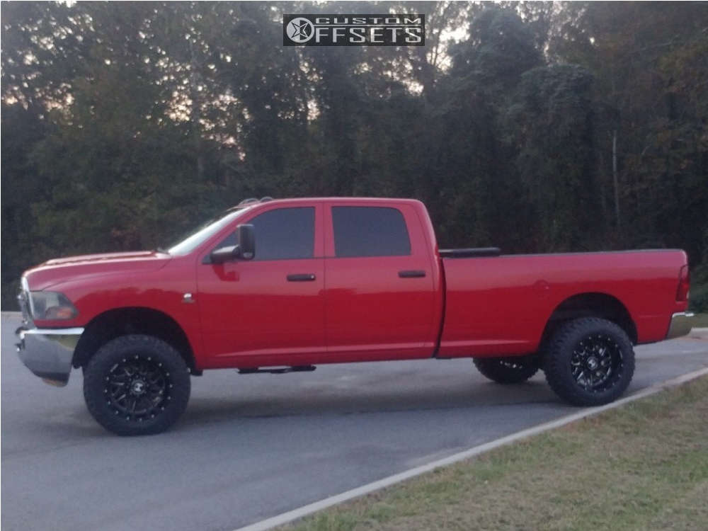 2011 Ram 3500 with 20x12 -44 Hostile Sprocket and 35/12.5R20 ...