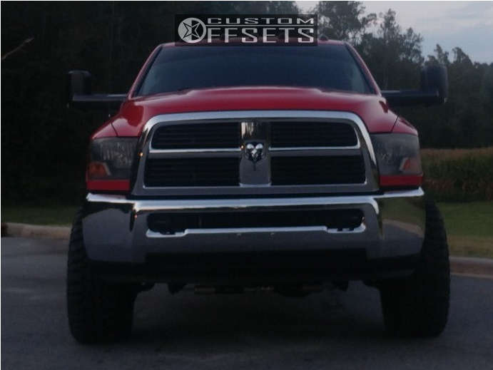 2011 Ram 3500 with 20x12 -44 Hostile Sprocket and 35/12.5R20 ...