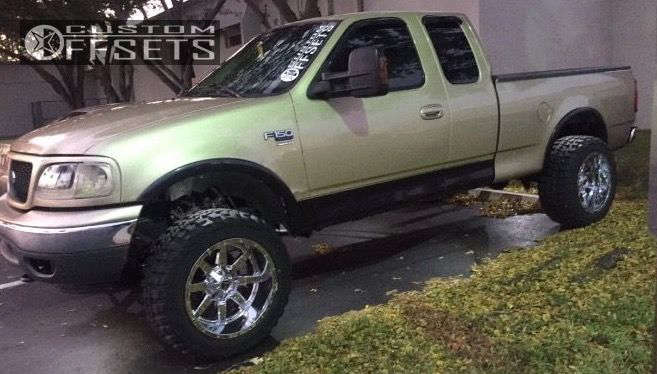 2000 Ford F-150 with 20x12 -44 Fuel Maverick D536 and 33/12.5R20 ...