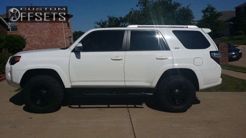 2014 Toyota 4Runner with 17x9 -12 KMC Rockstar II and 265/70R17 Federal ...