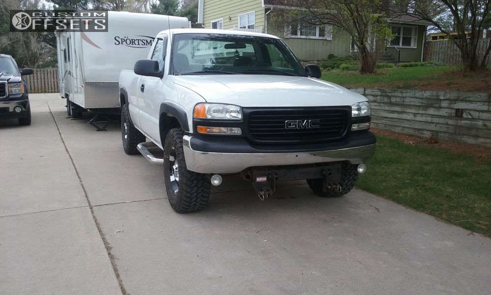 2000 GMC Sierra 1500 with 17x8 18 XD Xd840 and 285/70R17 Nitto Trail ...