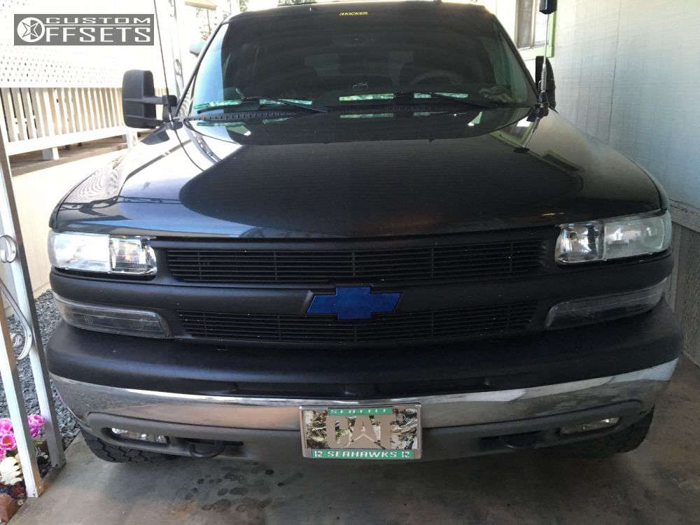 2006 Chevrolet Tahoe with 17x9 -6 Pro Comp Series 36 and 305/65R17 Pro ...