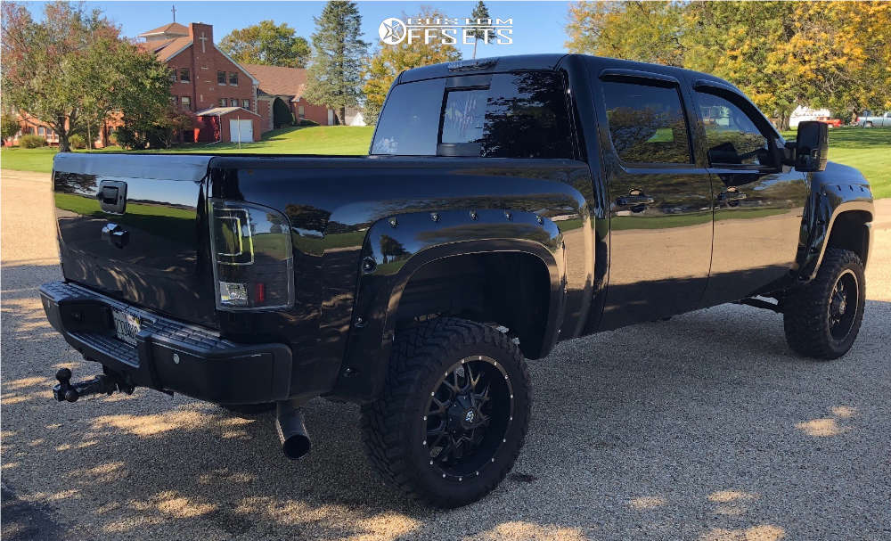 2011 Chevrolet Silverado 1500 with 20x9 18 Dropstars 645b and 33/12 ...
