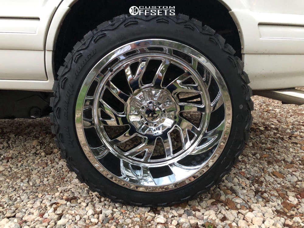 1997 GMC Jimmy with 22x12 -44 RBP Glock and 33/12.5R22 Haida Mud Champ ...