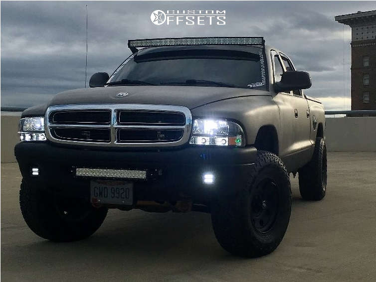2002 Dodge Dakota with 16x8 0 American Racing Baja and 265/75R16 Falken ...