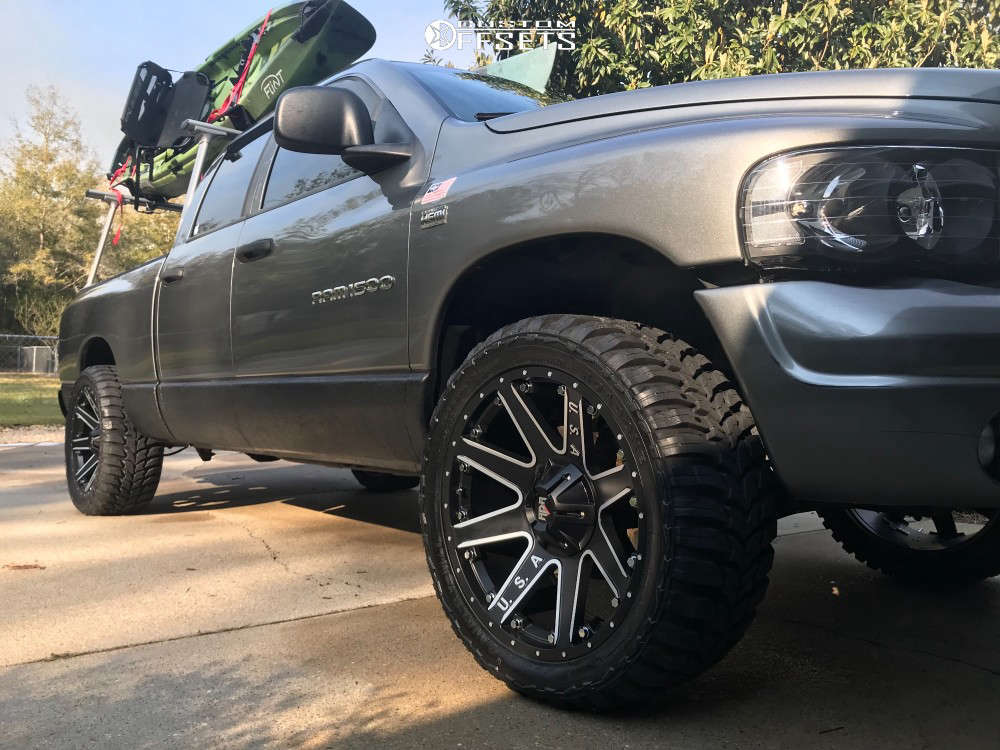2005 Dodge Ram 1500 with 22x10 -12 Red Dirt Road Rd04 and 33/12.5R22 ...