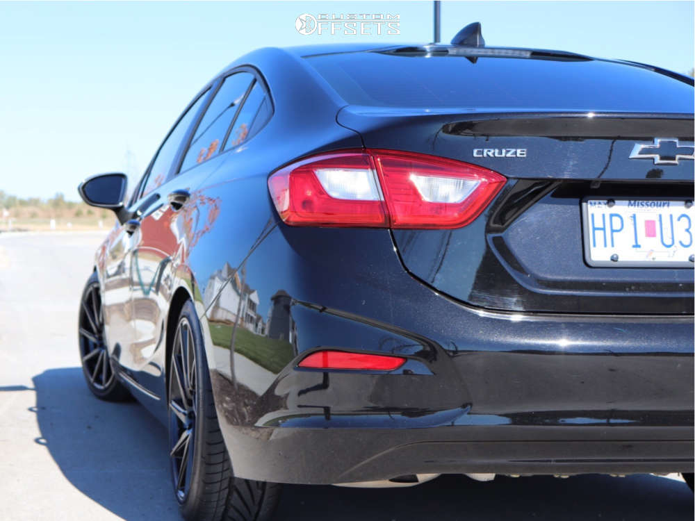 2018 Chevrolet Cruze with 18x8.5 38 F1R F29 and 225/40R18 Nitto Neo Gen ...