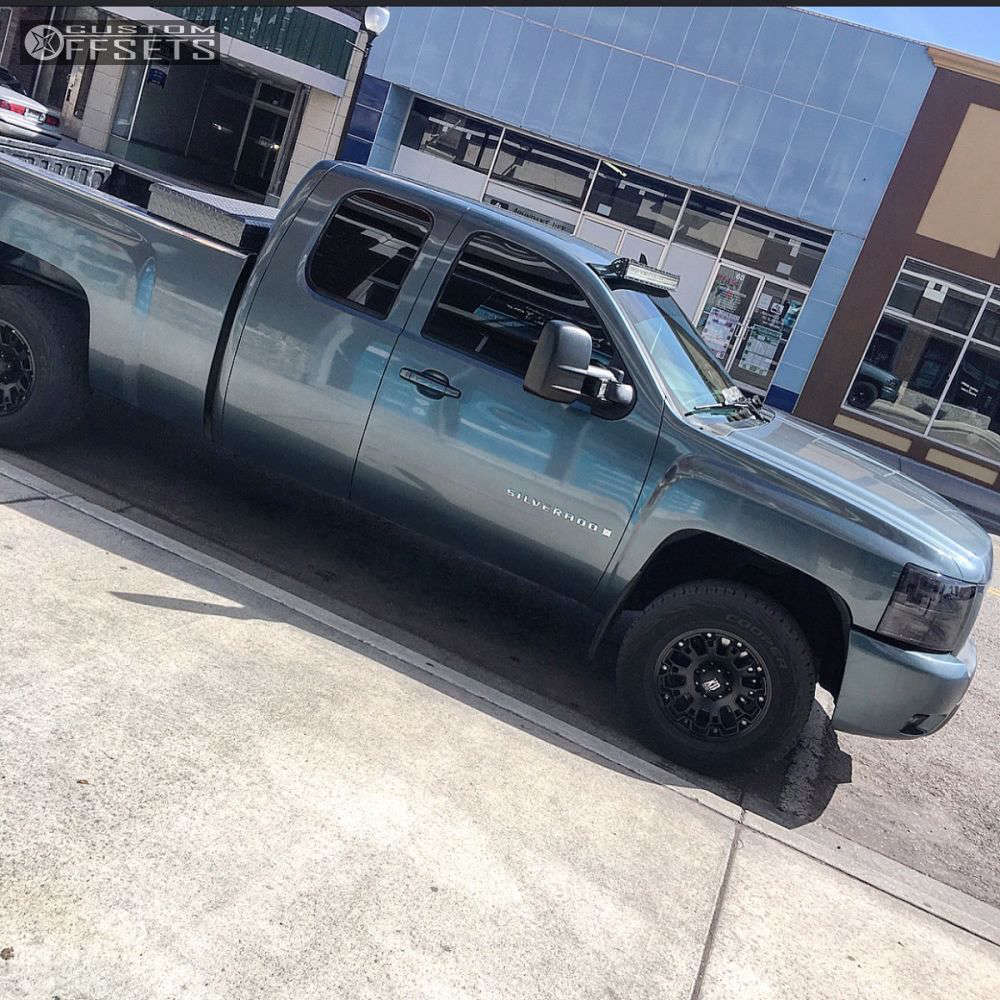 2008 Chevrolet Silverado 1500 with 17x9 XD XD800 and 265/75R17 Cooper ...