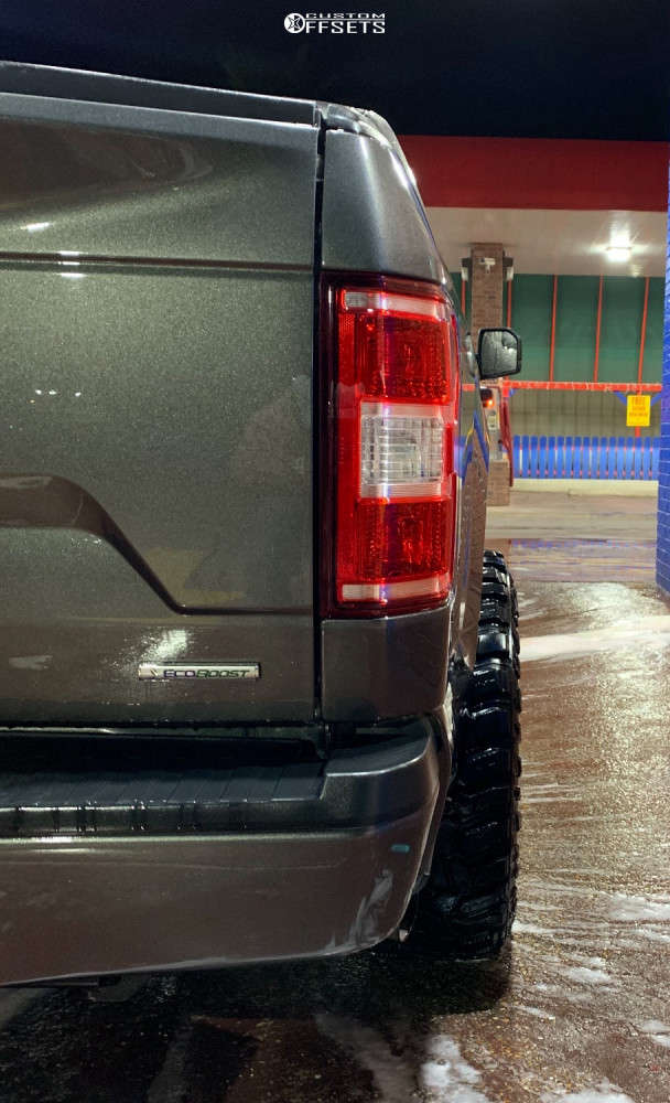 2018 Ford F-150 with 17x9 -12 XD Xd136 and 295/70R17 Cooper Discoverer ...