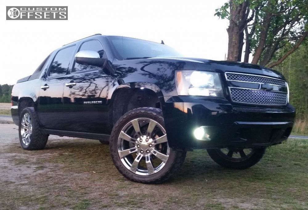2008 Chevrolet Avalanche with 22x9 31 OE Performance 144 and 33/12.5R22 ...
