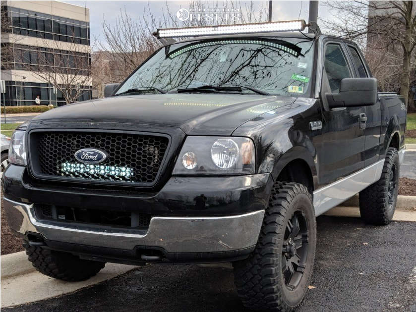 2005 Ford F-150 with 20x9 30 Ultra Gauntlet and 35/12.5R20 Treadwright ...