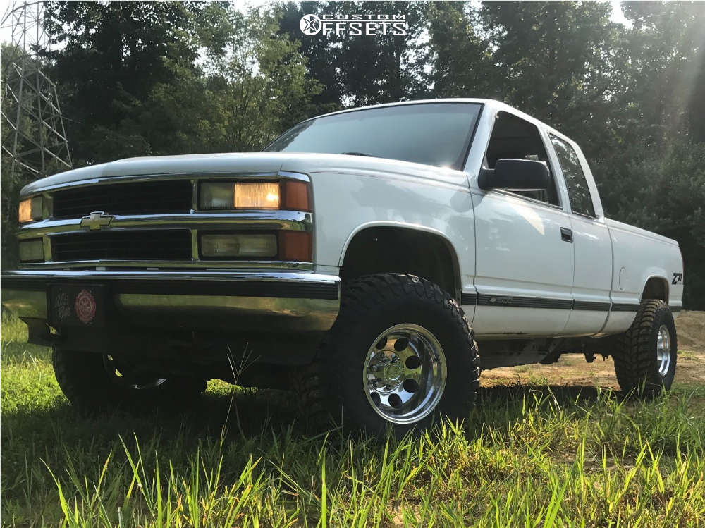 1998 Chevrolet K1500 with 15x10 -47 Pro Comp 69 and 33/12.5R15 Toyo ...