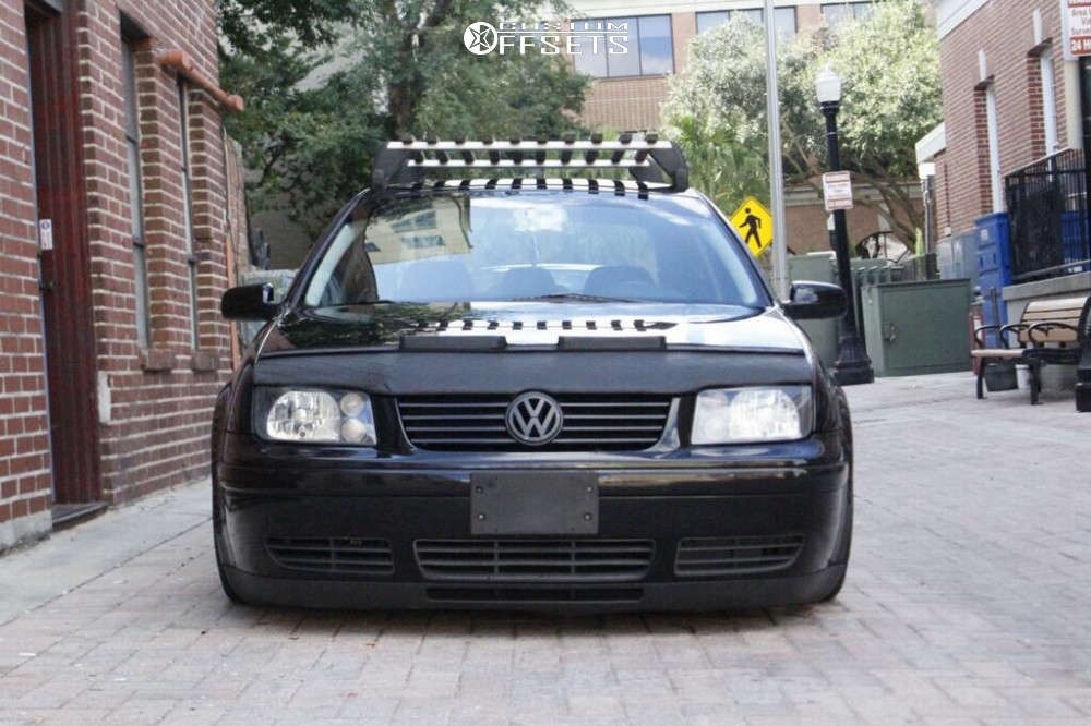 2003 Volkswagen Jetta with 18x8.5 35 Radi8 R8t12 and 205/40R18 Achilles ...