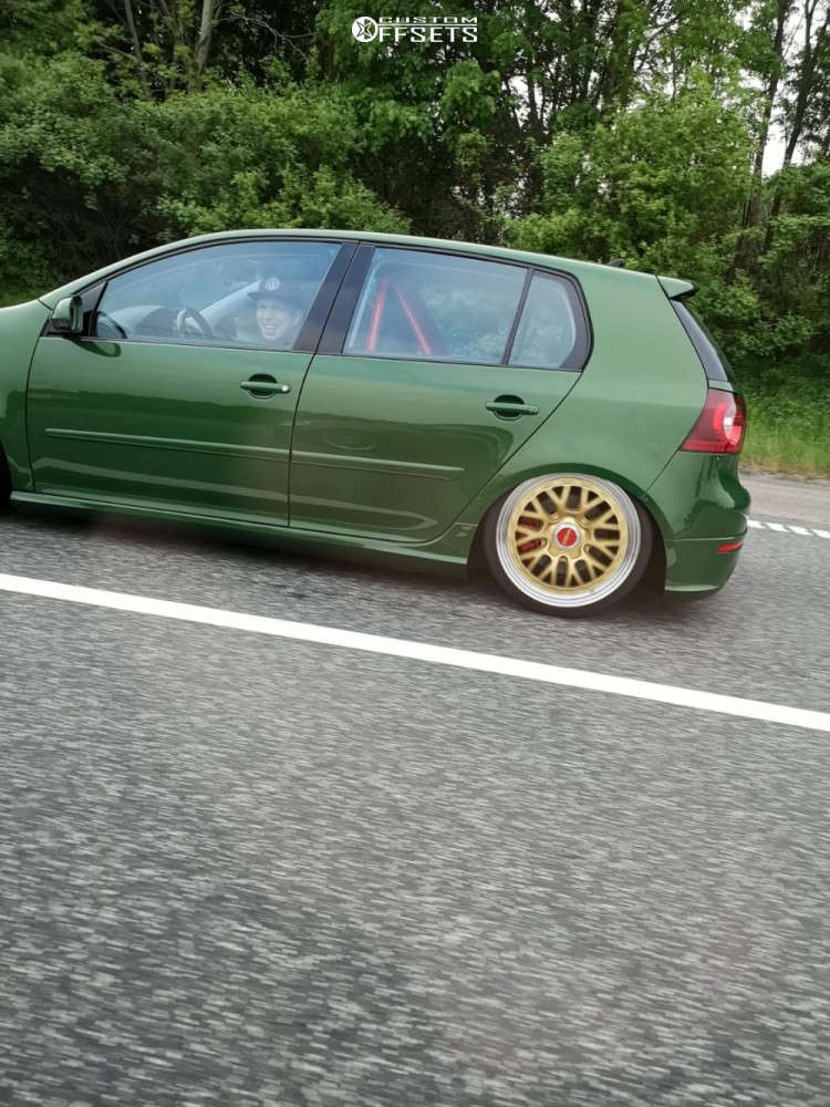 2008 Volkswagen R32 with 19x8.5 45 Rotiform Lsr and 215/35R19 Sunny and ...