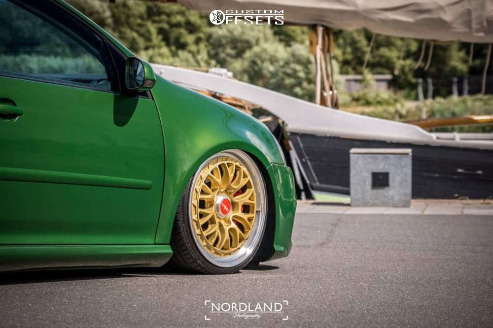 2008 Volkswagen R32 with 19x8.5 45 Rotiform Lsr and 215/35R19 Sunny and Air Suspension | Custom ...