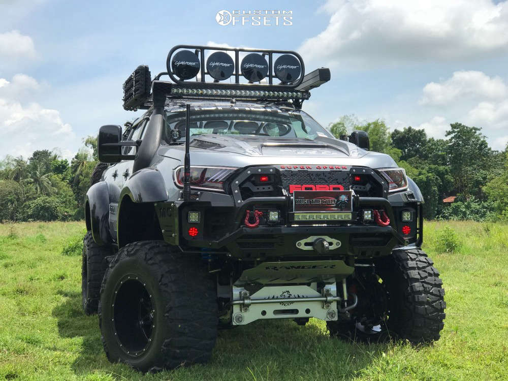 2016 Ford Ranger with 20x14 -76 Fuel 531 and 40/15.5R20 Nitto Mud ...