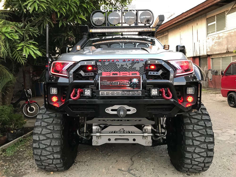 2016 Ford Ranger with 20x14 -76 Fuel 531 and 40/15.5R20 Nitto Mud ...