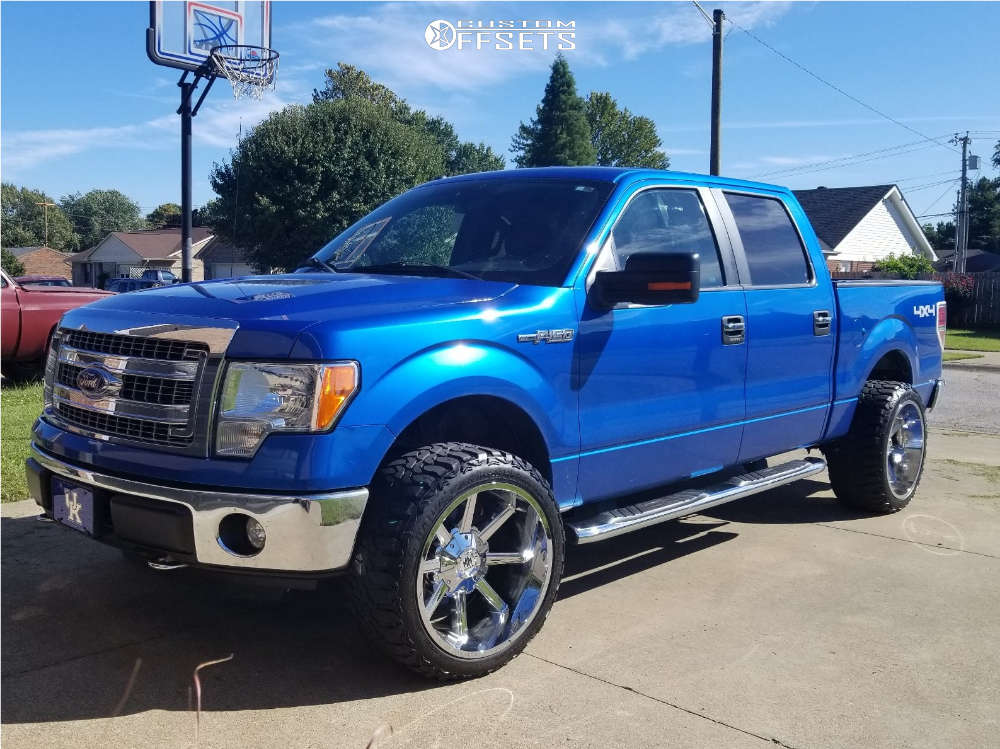 2013 Ford F-150 with 22x12 -44 Mayhem Arsenal and 33/12.5R22 Haida Mud ...