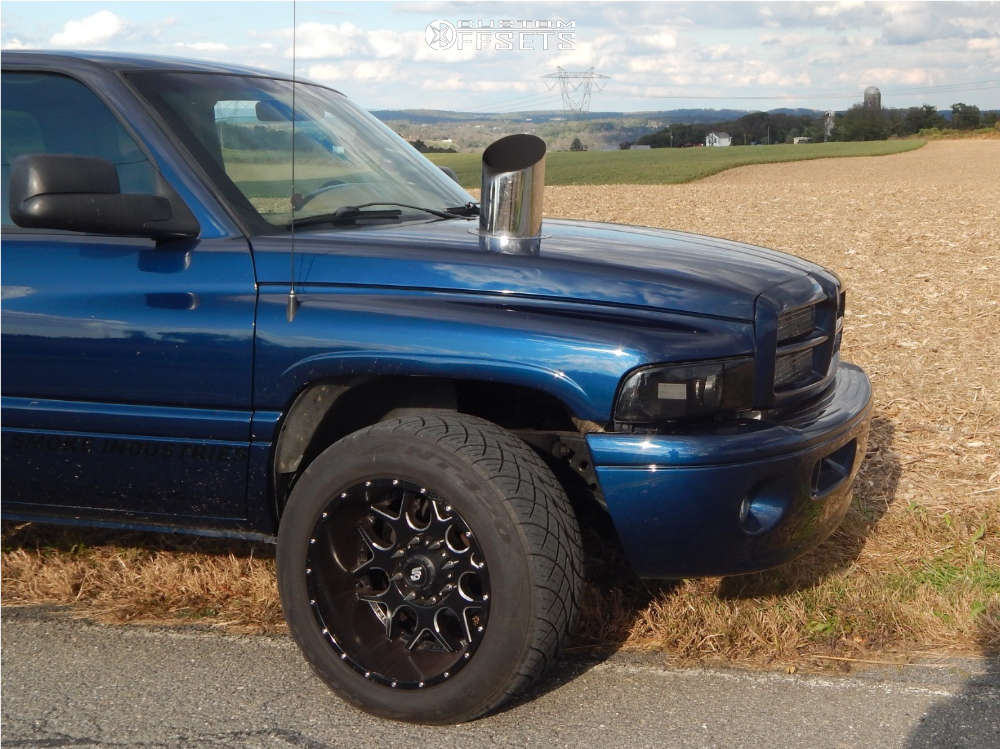 2001 Dodge Ram 2500 with 20x12 -44 Lrg 104 and 305/50R20 Nitto NT420V ...