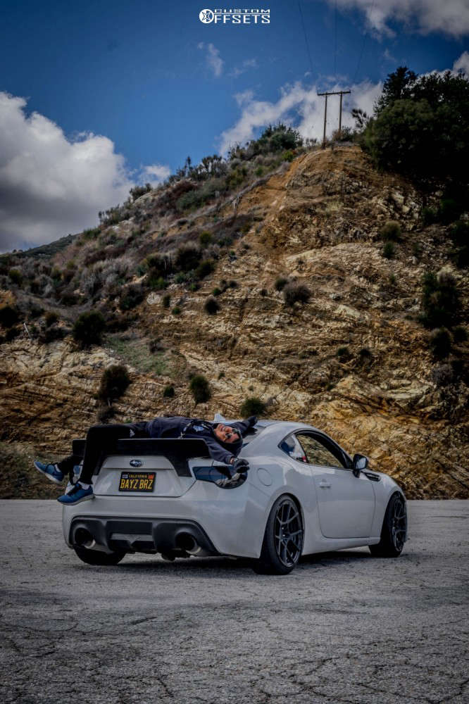2015 Subaru BRZ Wheel Offset Tucked Air Suspension | 512605 | Custom ...