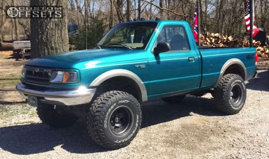 1993 Ford Ranger with 15x10 -44 American Racing AR23 and 32/11.5R15 ...
