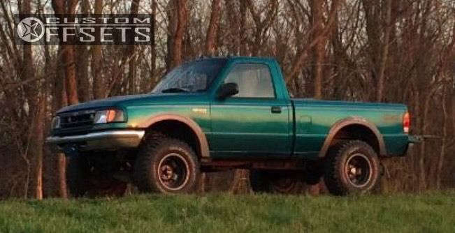 1993 Ford Ranger with 15x10 -44 American Racing AR23 and 32/11.5R15 ...