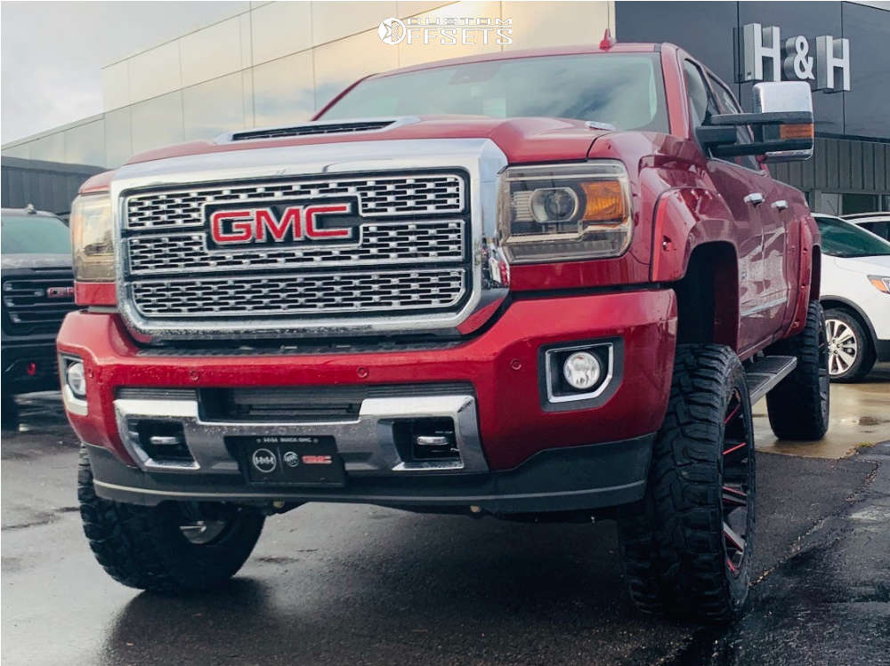 2019 GMC Sierra 2500 HD with 22x10 -19 Fuel Contra and 35/12.5R22 Toyo ...