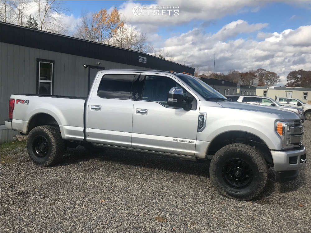 2018 Ford F-350 Super Duty with 17x9 -12 XD Xd132 and 35/12.5R17 Toyo ...