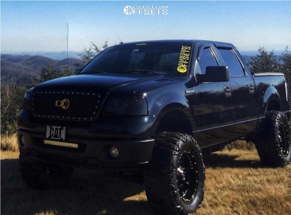 2006 Ford F-150 with 20x10 Fuel Hostage and 37/13.5R20 Nitto Mud ...