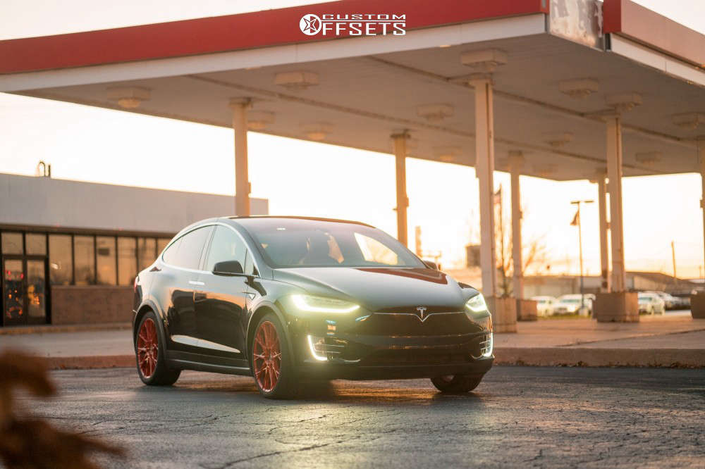 2017 Tesla X with 22x9 35 Niche Staccato and 265/35R22 Continental ...