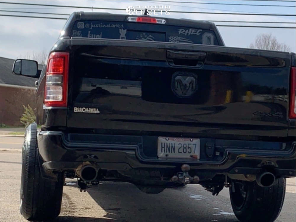 2019 Ram 1500 with 20x12 -44 DWG Offroad Dw14 and 275/55R20 Nexen ...