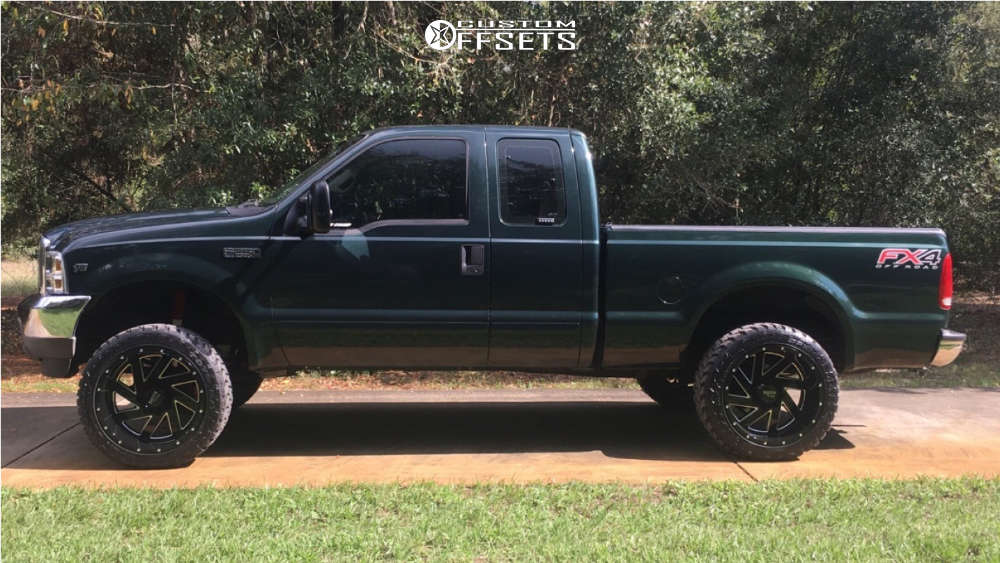 2002 Ford F-250 Super Duty with 22x12 -44 Moto Metal Mo988 and 33/12 ...
