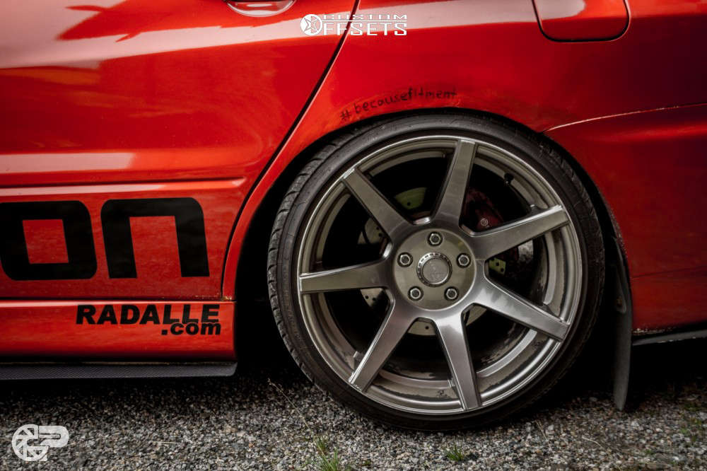 2001 Mitsubishi Lancer with 18x9.5 15 7Twenty Style 55 and 225/35R18 ...