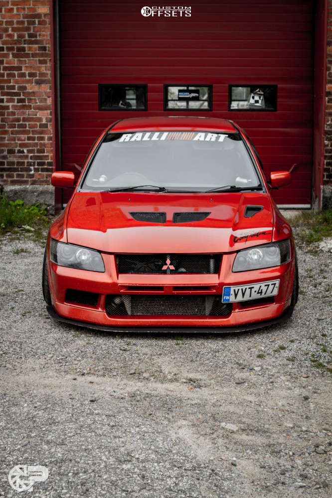 2001 Mitsubishi Lancer with 18x9.5 15 7Twenty Style 55 and 225/35R18 ...