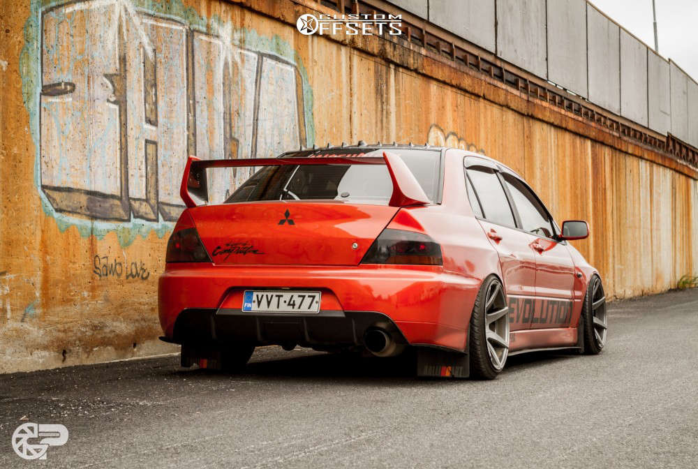 2001 Mitsubishi Lancer with 18x9.5 15 7Twenty Style 55 and 225/35R18 ...