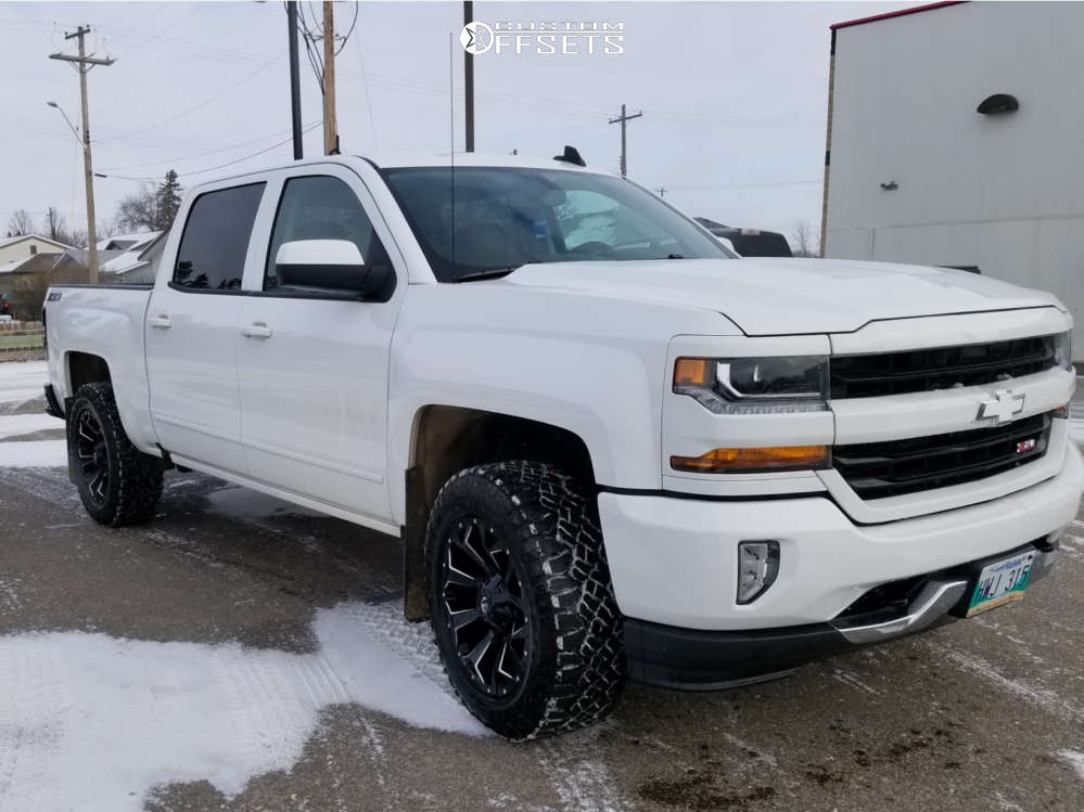 2018 Chevrolet Silverado 1500 with 20x9 1 Fuel Assault and 285/60R20 ...