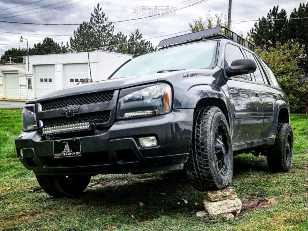 2007 Chevrolet Trailblazer with 17x9 1 Fuel Hostage and 245/70R17 ...