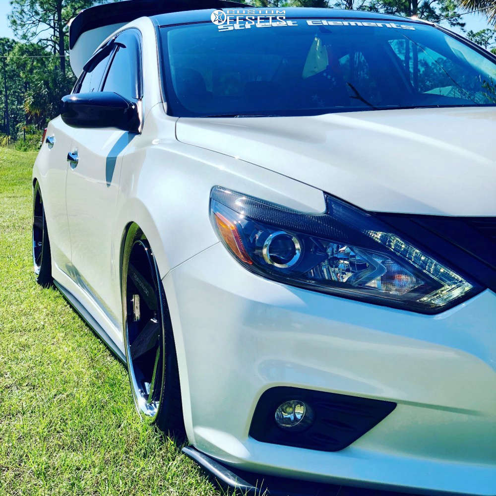 2017 Nissan Altima with 20x9 30 Klutch Slc3 and 235/35R20 Landsail ...