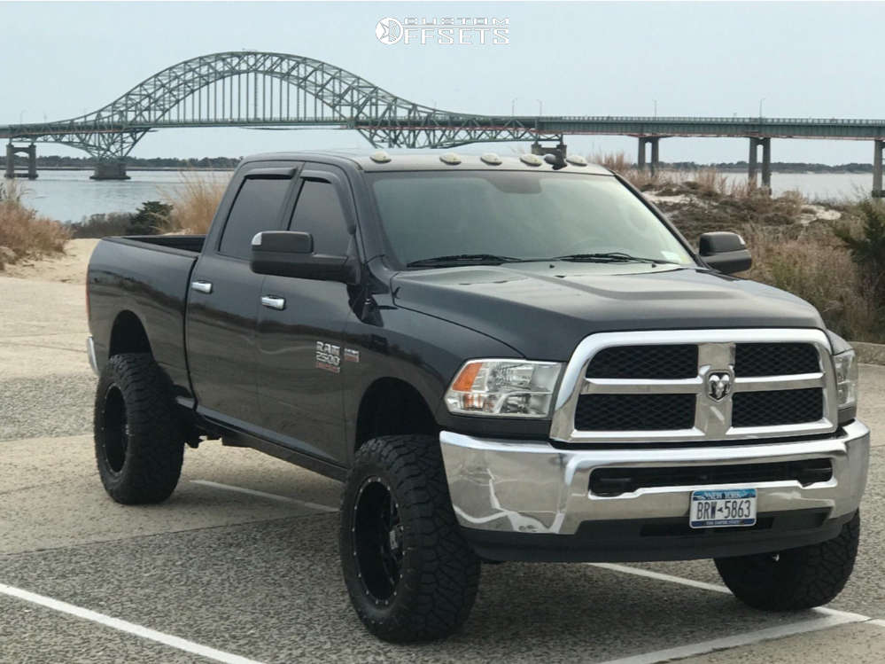 2014 Ram 2500 with 20x10 -24 XD Xd820 and 35/11.5R20 Nitto Ridge ...