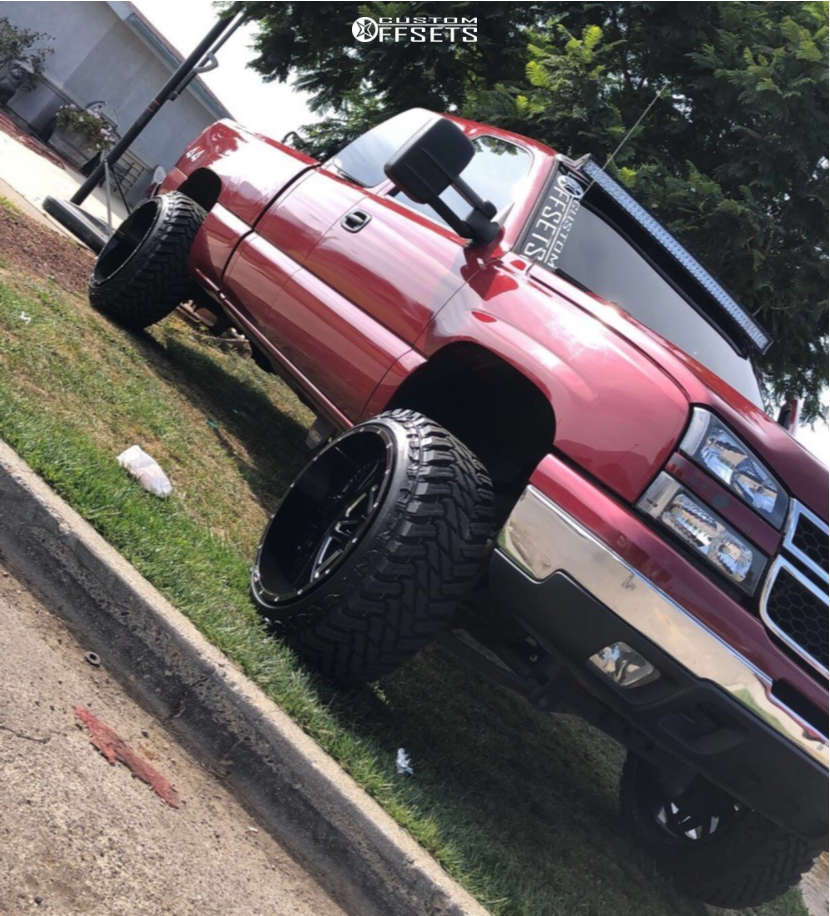 2006 Chevrolet Silverado 1500 with 22x14 -76 Hostile Sprocket and 33/12 ...