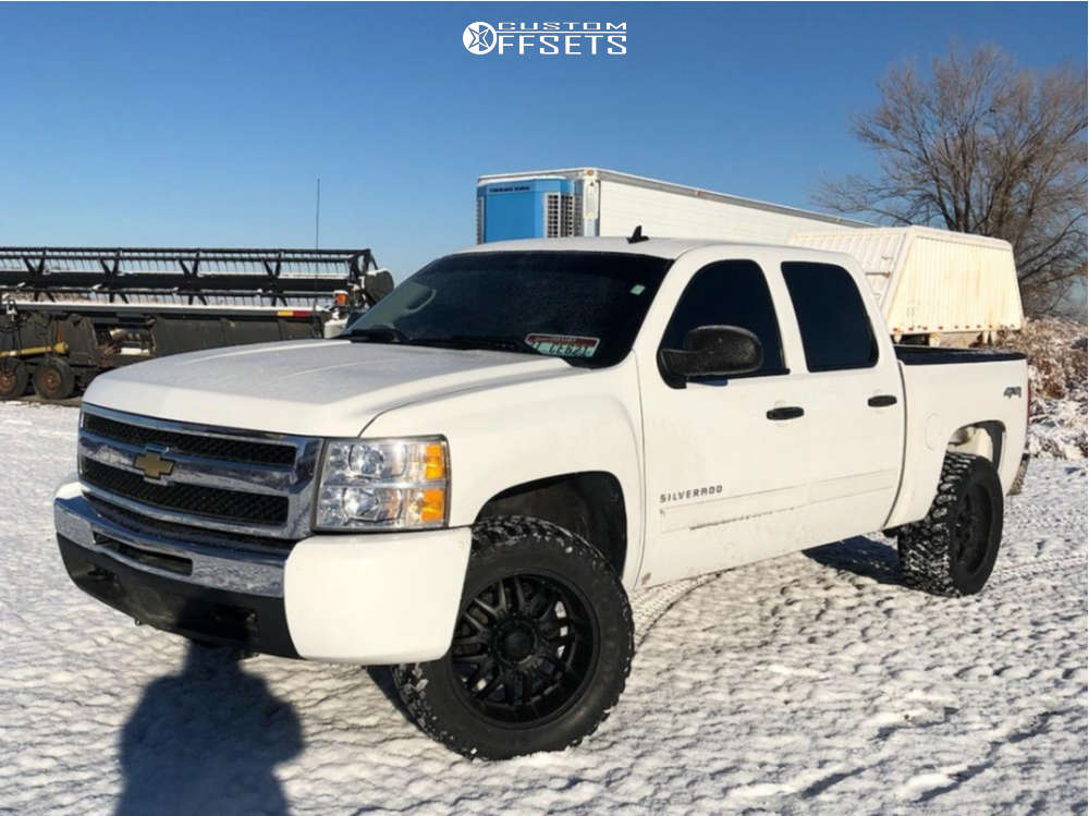 2011 Chevrolet Silverado 1500 with 20x10 -25 Ultra Hunter and 33/12 ...