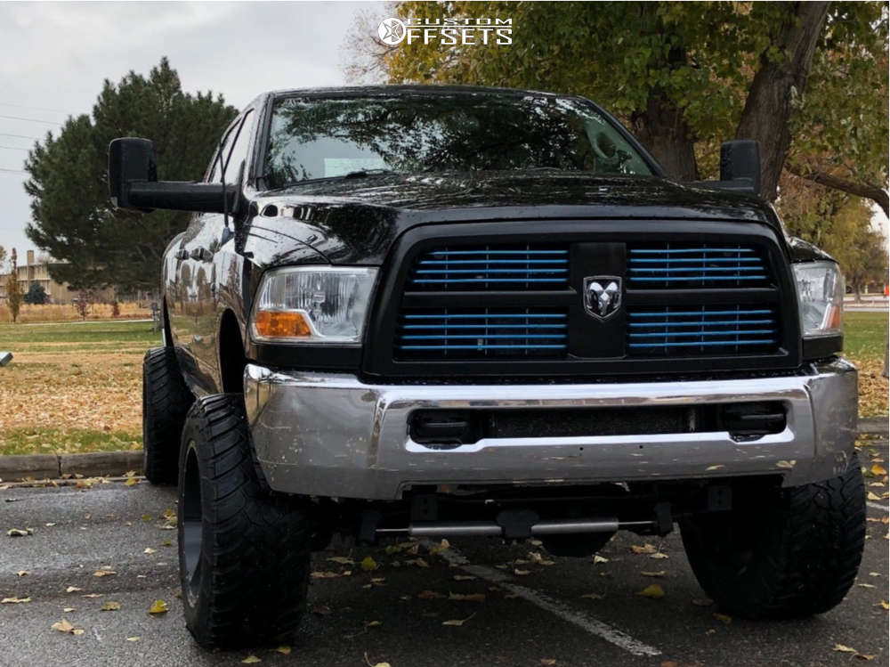 2011 Ram 2500 with 20x12 -44 Hostile Alpha and 35/12.5R20 AMP Mud ...