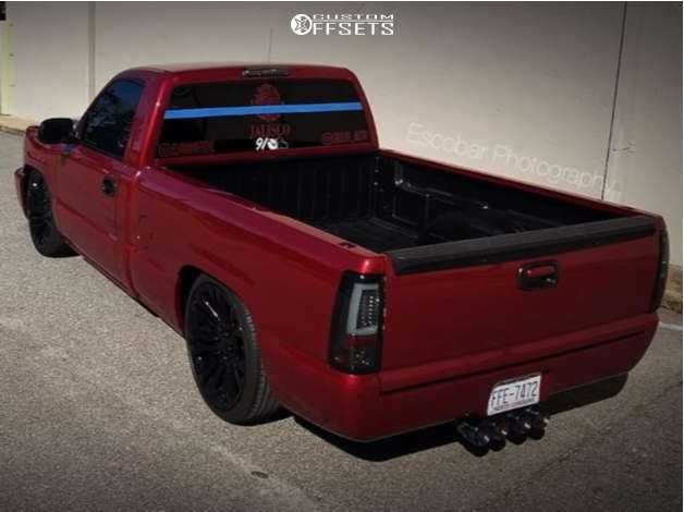 2006 Chevrolet Silverado 1500 with 22x9 31 OE Performance 132 and 265 ...