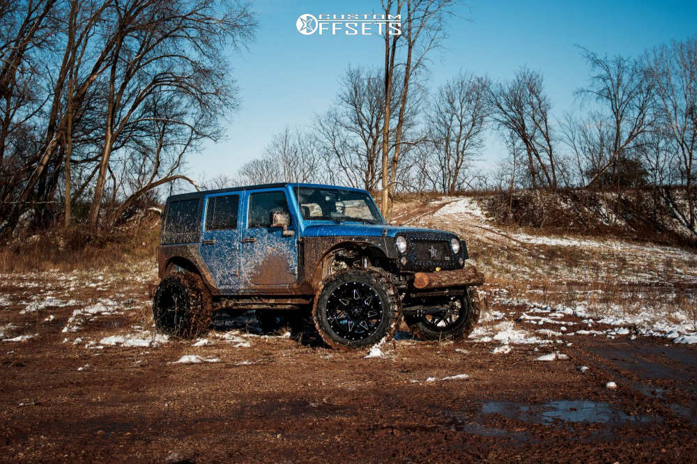 2015 Jeep Wrangler with 22x12 -44 RBP 71r and 37/13.5R22 Gladiator ...