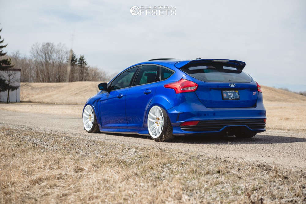 2015 Ford Focus with 18x9.5 38 Work Emotion Cr Kiwami and 215/40R18 ...
