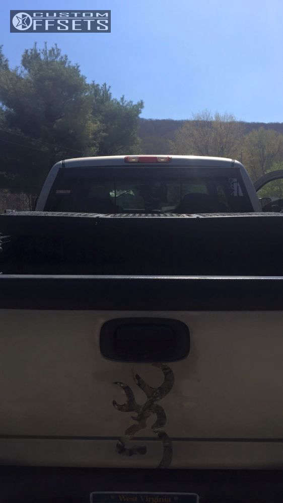 2000 Chevrolet Silverado 1500 with 16x8 -12 Vision Soft 8 and 285/75R16 ...
